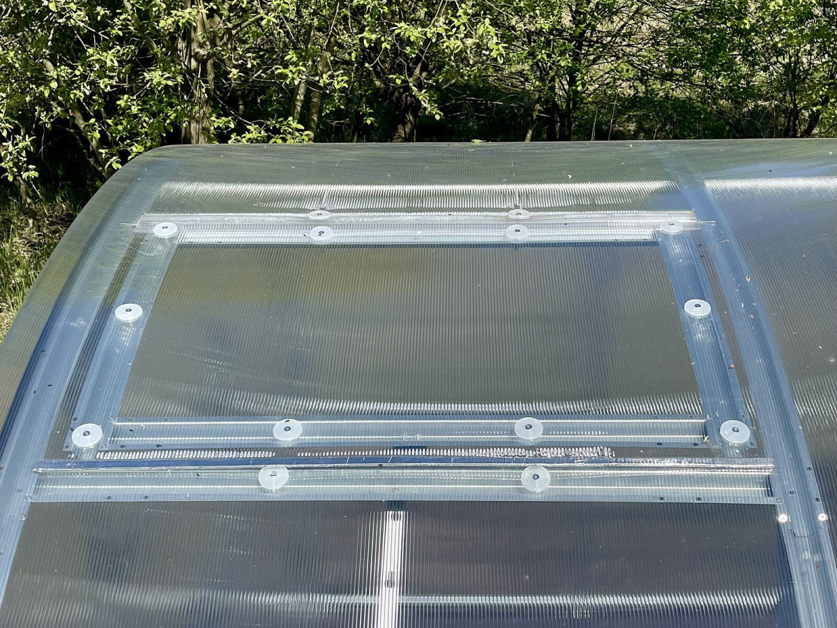 Skleník LANITPLAST KYKLOP2 3x6 m PC 8 mm černý LG4381 | E-shop, akce ...